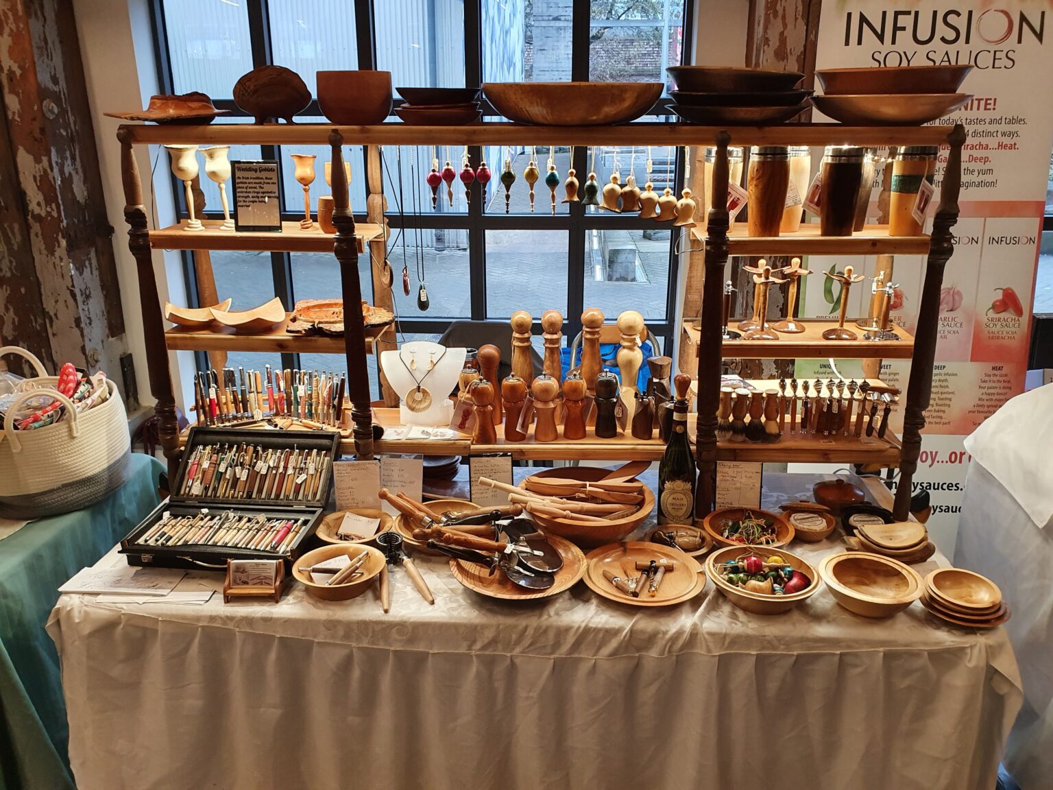 Chris Stiles Woodworking - Woodworking and wood turning from Chris Stiles
